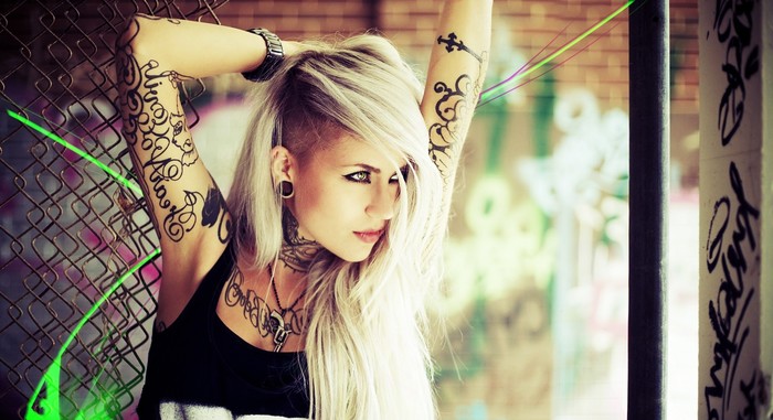 tattoo earrings sensual gaze sara fabel wallpaper - Coolwallpapers.me!