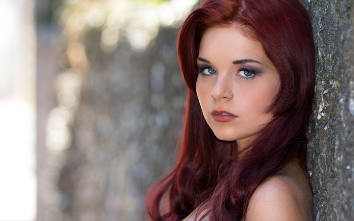 Girl Eyes Piercing Blue Eyed Wallpaper Coolwallpapers Me