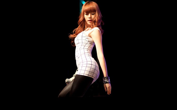 Sexy Girl Wallpaper Full Hd Coolwallpapers Me