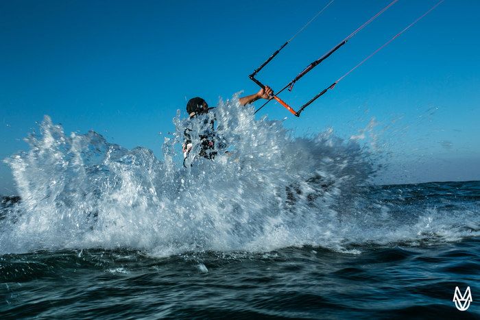 1366x768 kitesurfing background - Coolwallpapers.me!