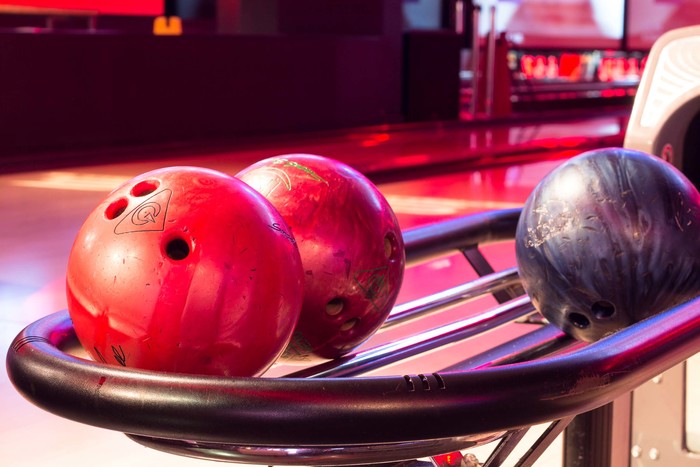 2400x1600 bowling wallpaper for desktop - Coolwallpapers.me!