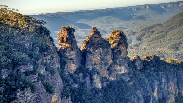 blue mountains