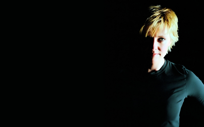 1680x1050 amanda tapping windows wallpaper - Coolwallpapers.me!